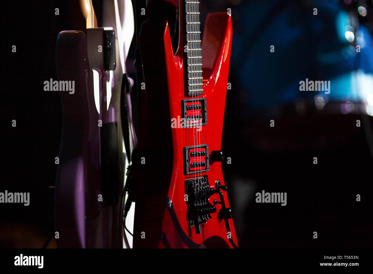Classic guitars player hi-res stock photography and images - Alamy