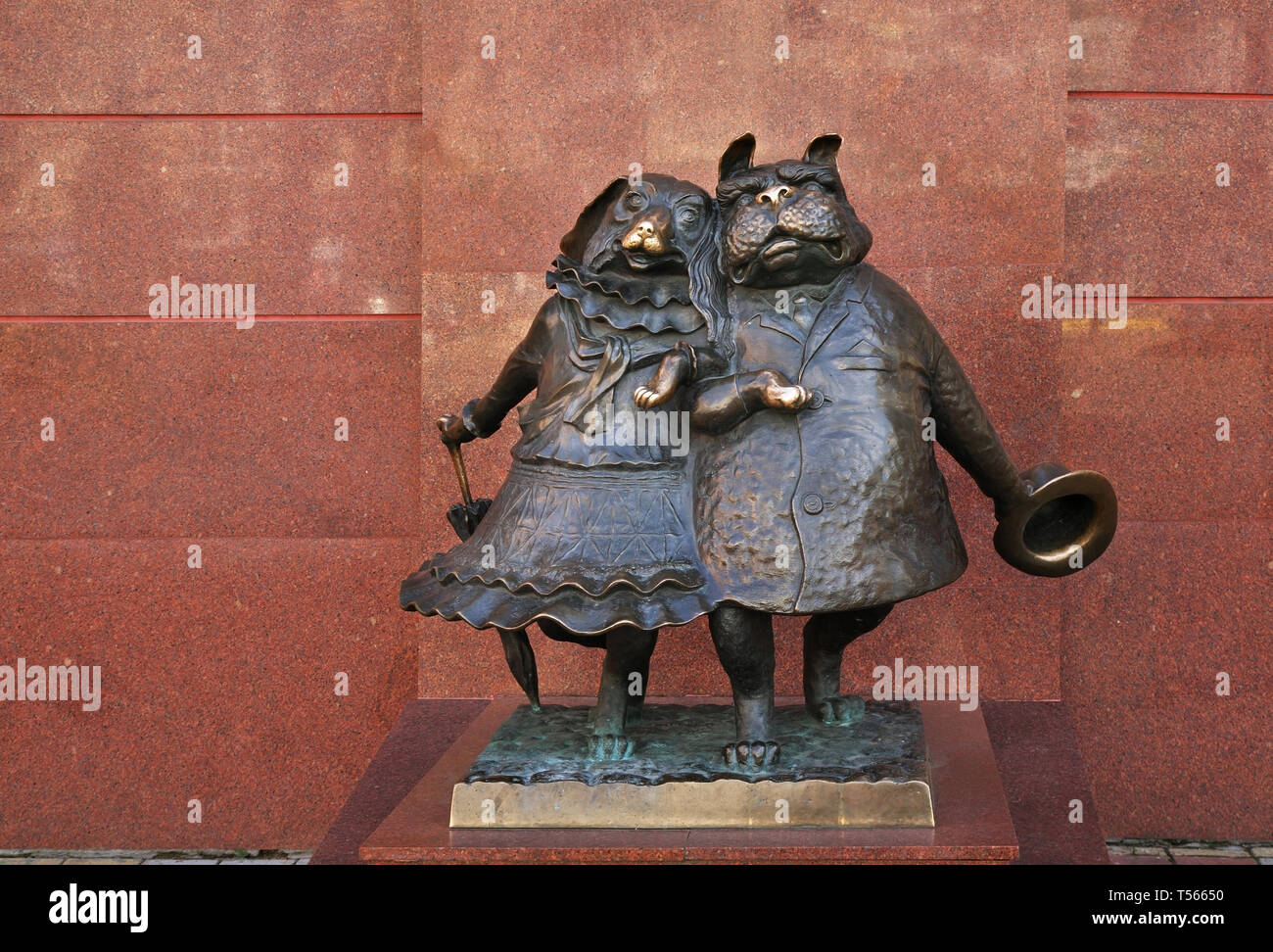 Dogs and landmarks hi-res stock photography and images - Alamy