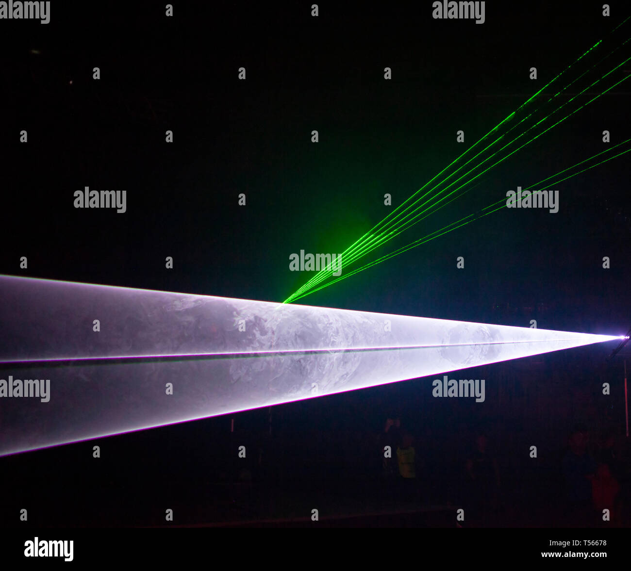 futuristic lights. Cyberpunk, Abstract lasers, Hi tech retro background ...
