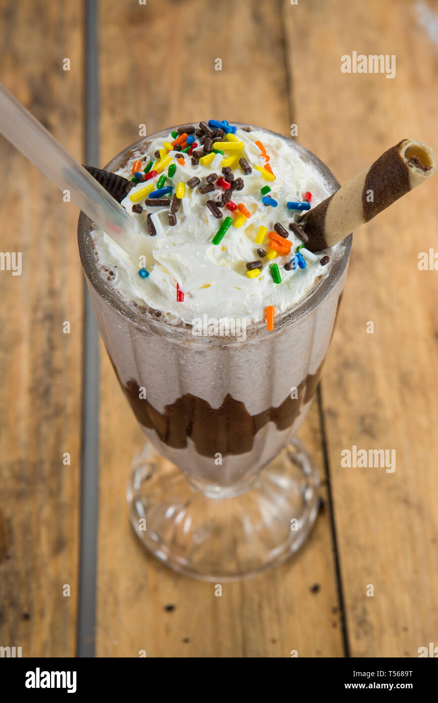 Oreo milk shakes hi-res stock photography and images - Alamy