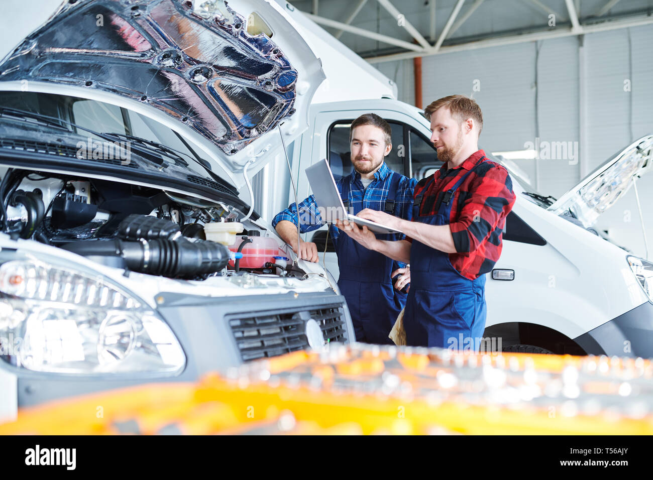 Car repair service Stock Photo - Alamy