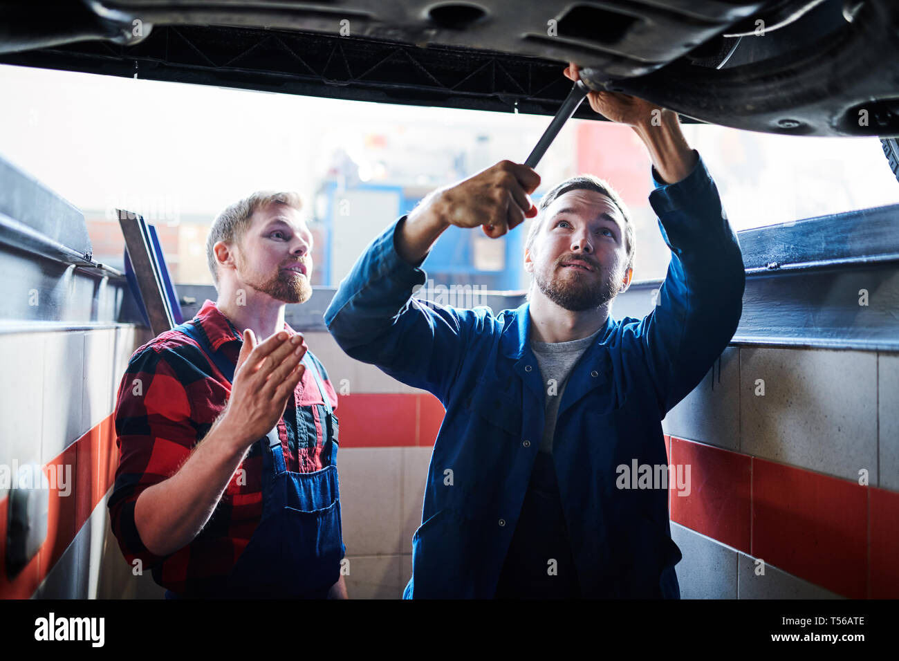 Trainee worker hi-res stock photography and images - Alamy