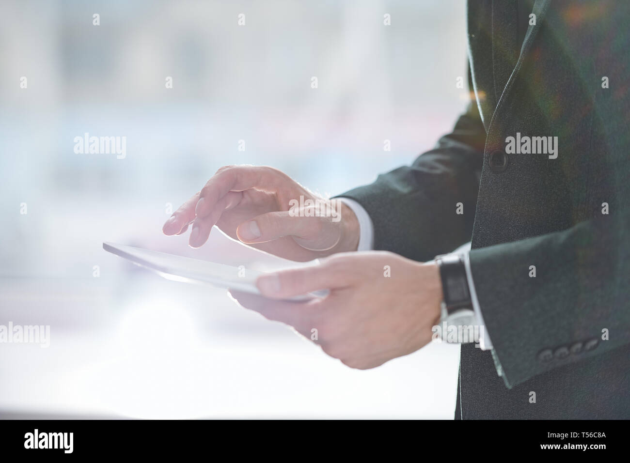Adult scrolling hi-res stock photography and images - Alamy
