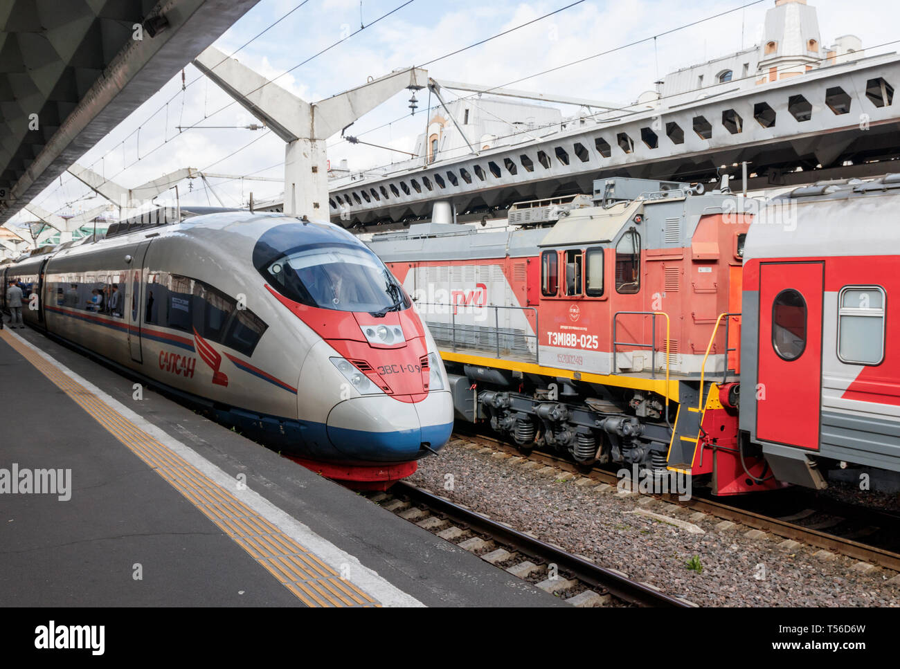 Platform of the Moskovsky railway station with a modern Sapsan high ...