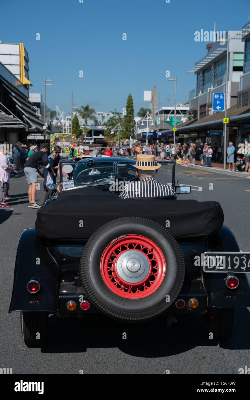 TAURANGA NEW ZEALAND - APRIL 20 2019; Vintage car parade in Willow ...