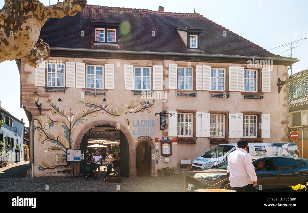 Hotel residence la cour du bailli hi-res stock photography and images ...