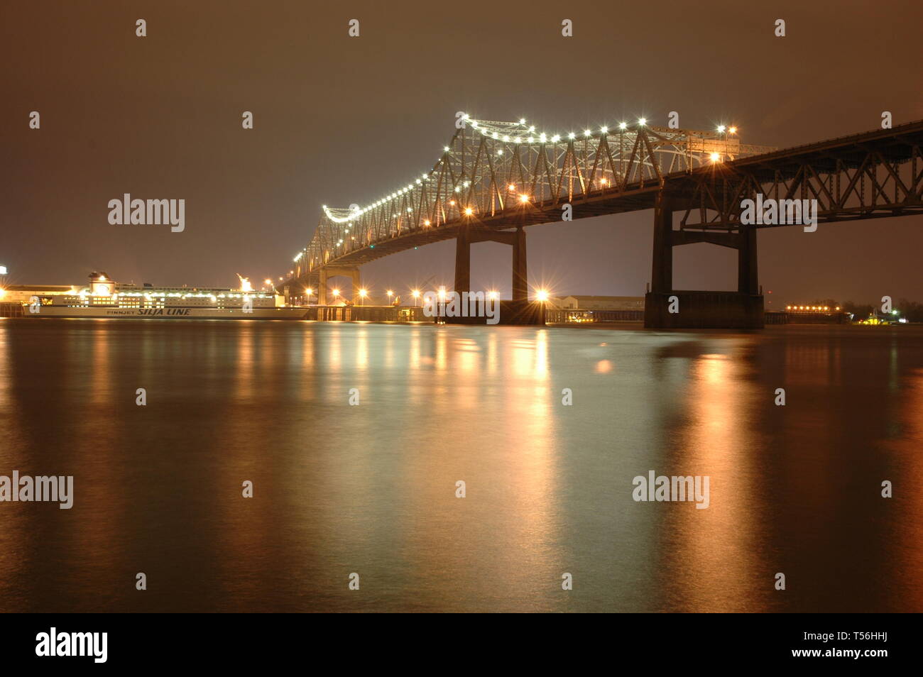 Baton Rouge, Louisiana, USA - 2019: The interstate 10 bridge connecting ...
