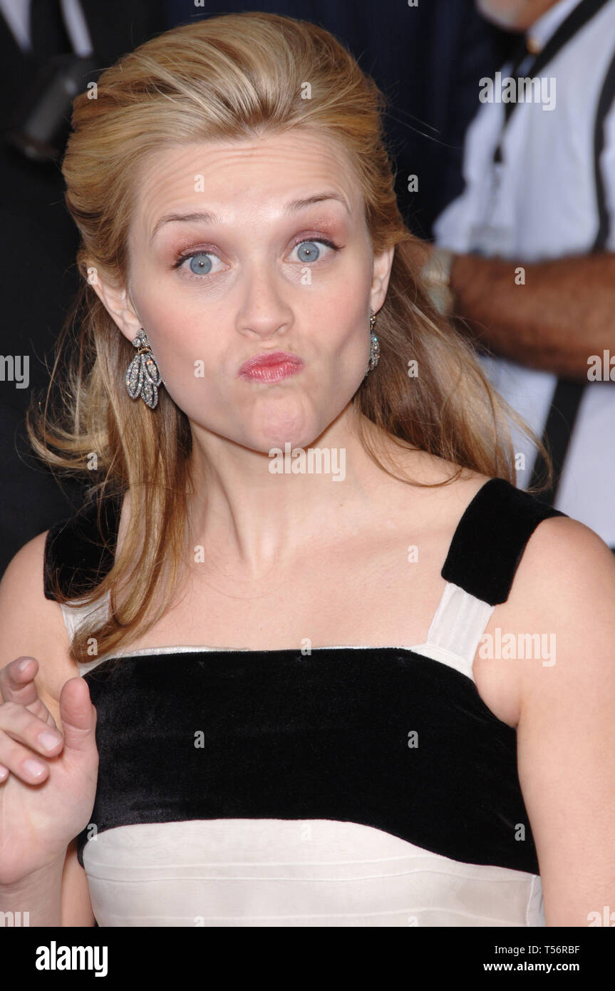 LOS ANGELES, CA. January 29, 2006: REESE WITHERSPOON at the 12th Annual ...