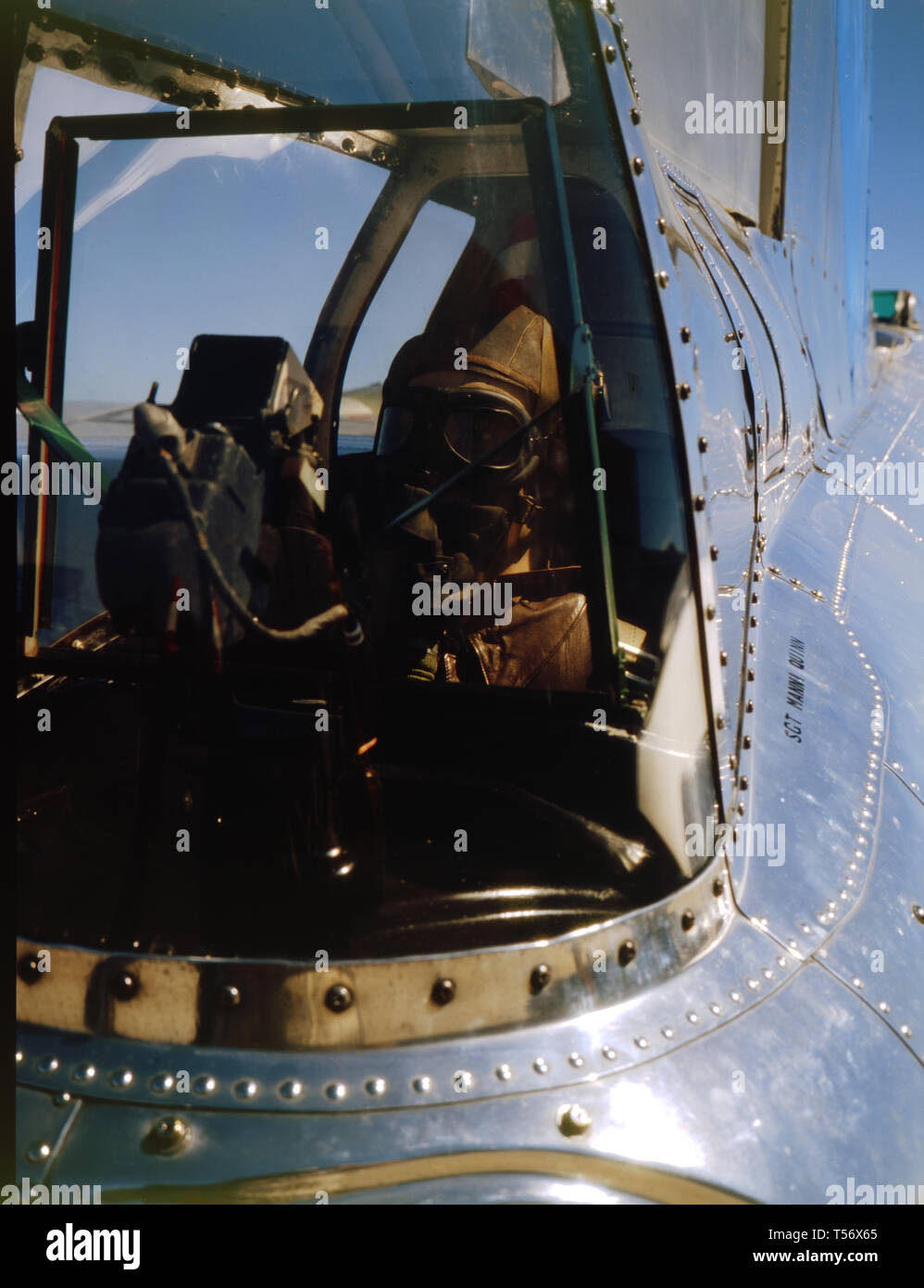 Tail gunner hi-res stock photography and images - Alamy