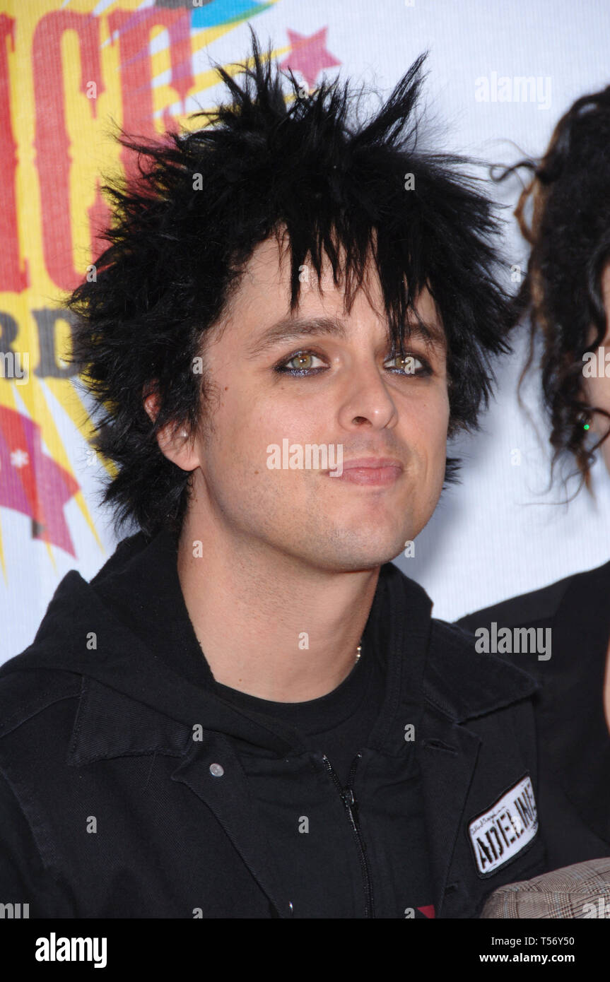 LOS ANGELES, CA. April 01, 2006: Green Day lead singer BILLIE JOE ...
