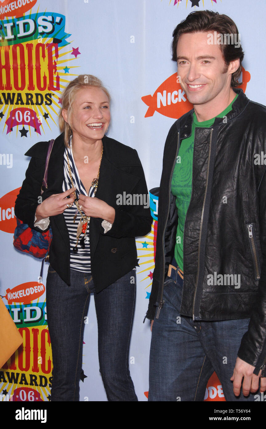 LOS ANGELES, CA. April 01, 2006: Actress CAMERON DIAZ & actor HUGH ...