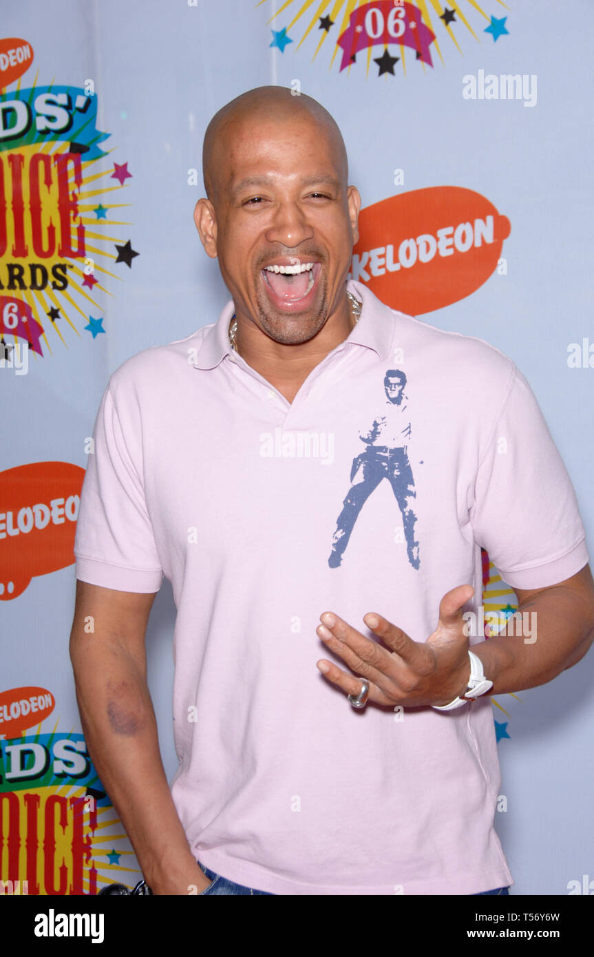 LOS ANGELES, CA. April 01, 2006: Actor DORIAN GREGORY at the 2006 Nickelodeon Kids Choice Awards ...