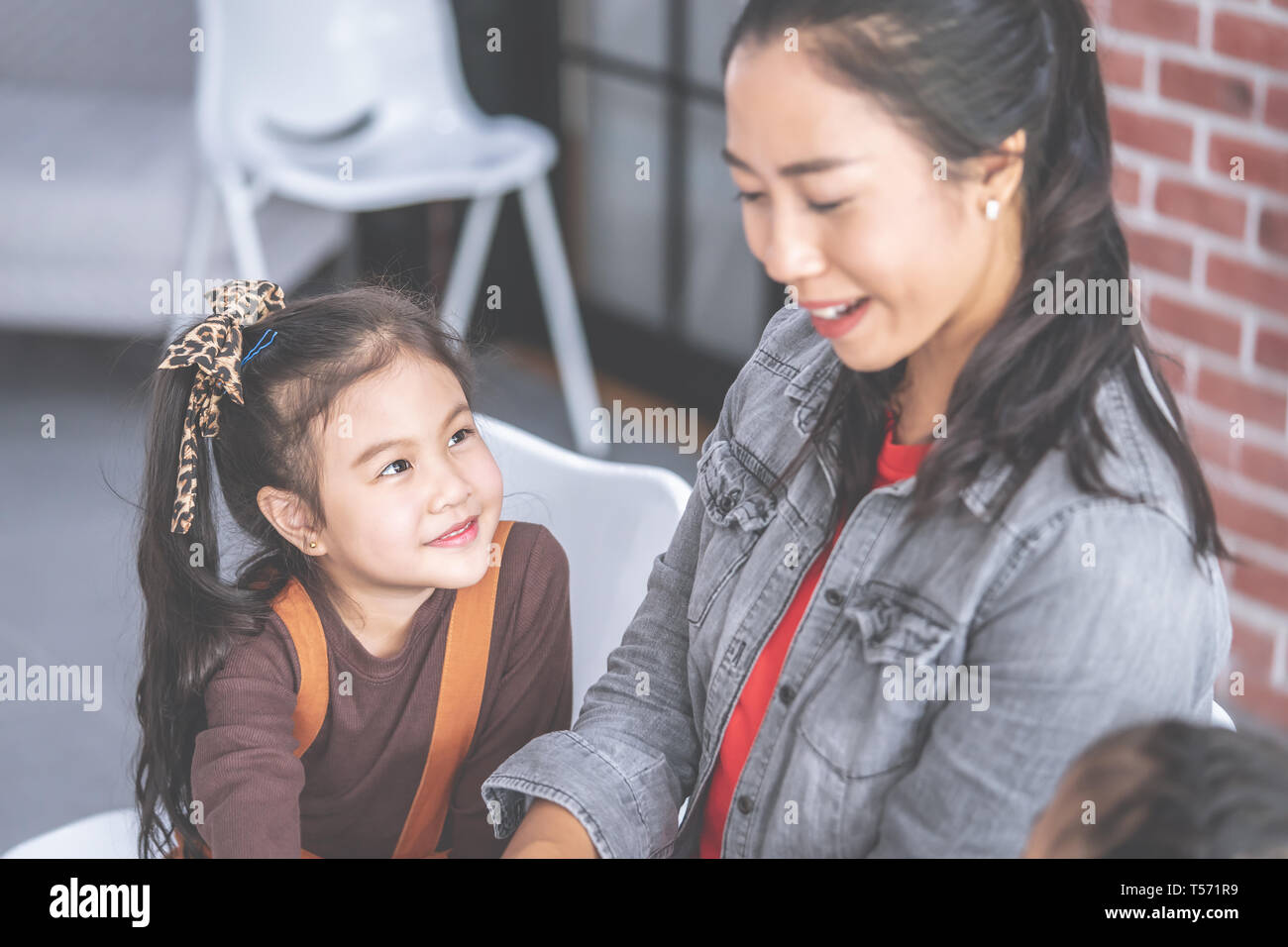 Primary reading story hi-res stock photography and images - Alamy