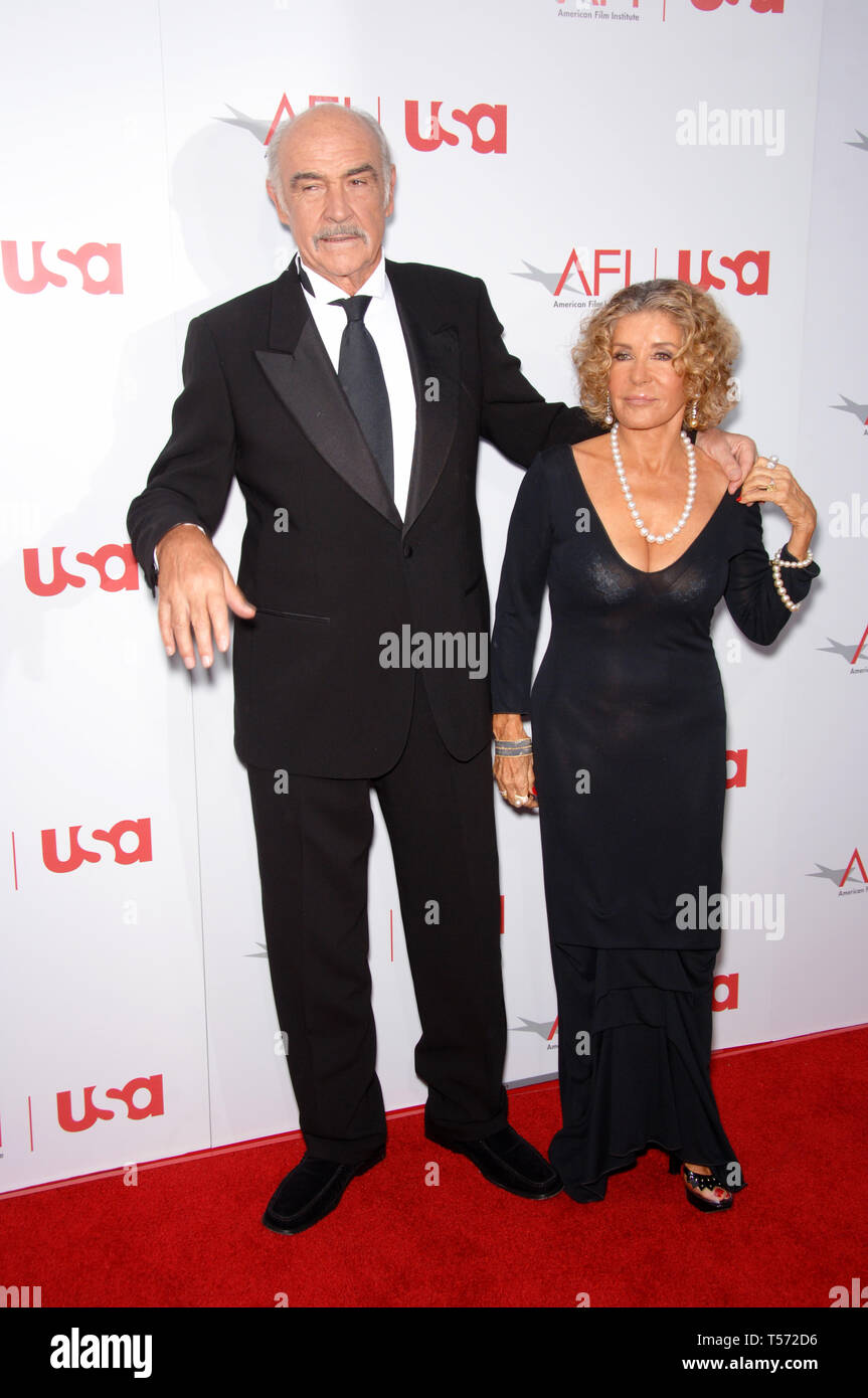 LOS ANGELES, CA. June 08, 2006: Actor SIR SEAN CONNERY & wife MICHELINE ...