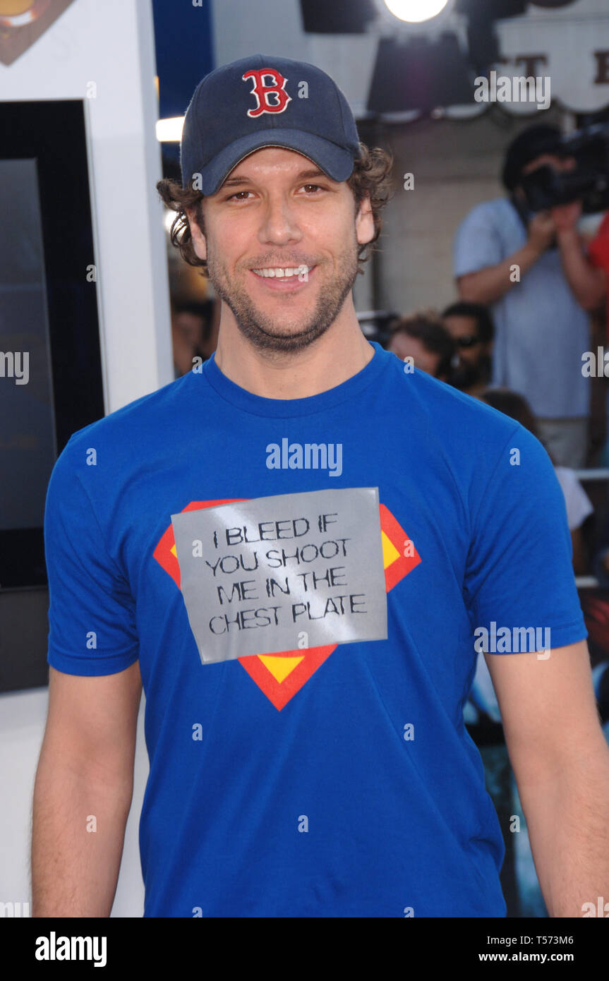 LOS ANGELES, CA. June 21, 2006: Actor DANE COOK at the world premiere ...