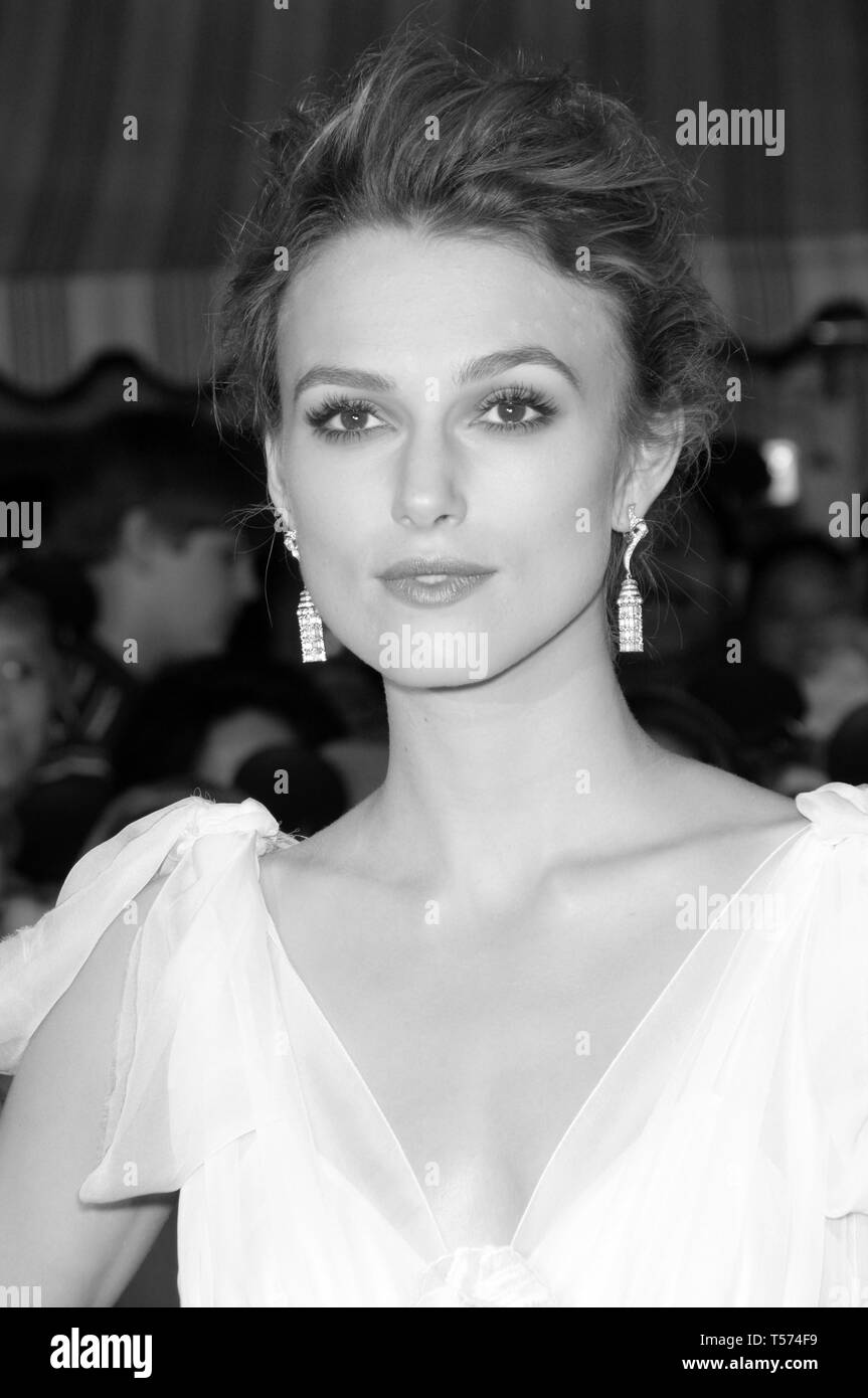 Ca 2006 Black and White Stock Photos & Images - Alamy