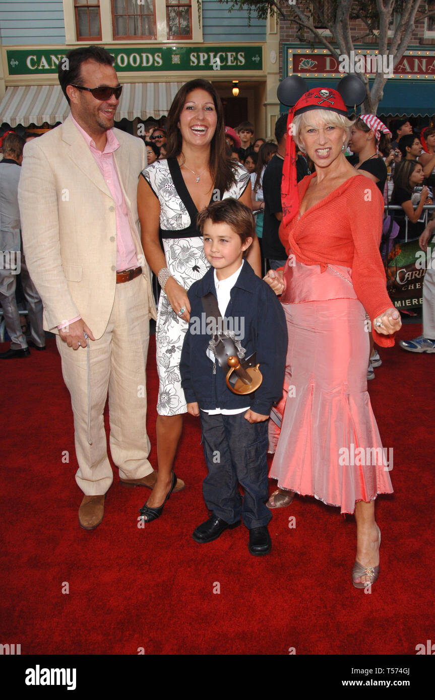 LOS ANGELES, CA. June 25, 2006: Actress HELEN MIRREN with nephew SIMON ...