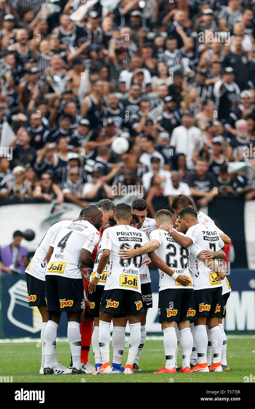 SÃO PAULO, SP - 21.04.2019: CORINTHIANS X SÃO PAULO FC - Corinthians ...