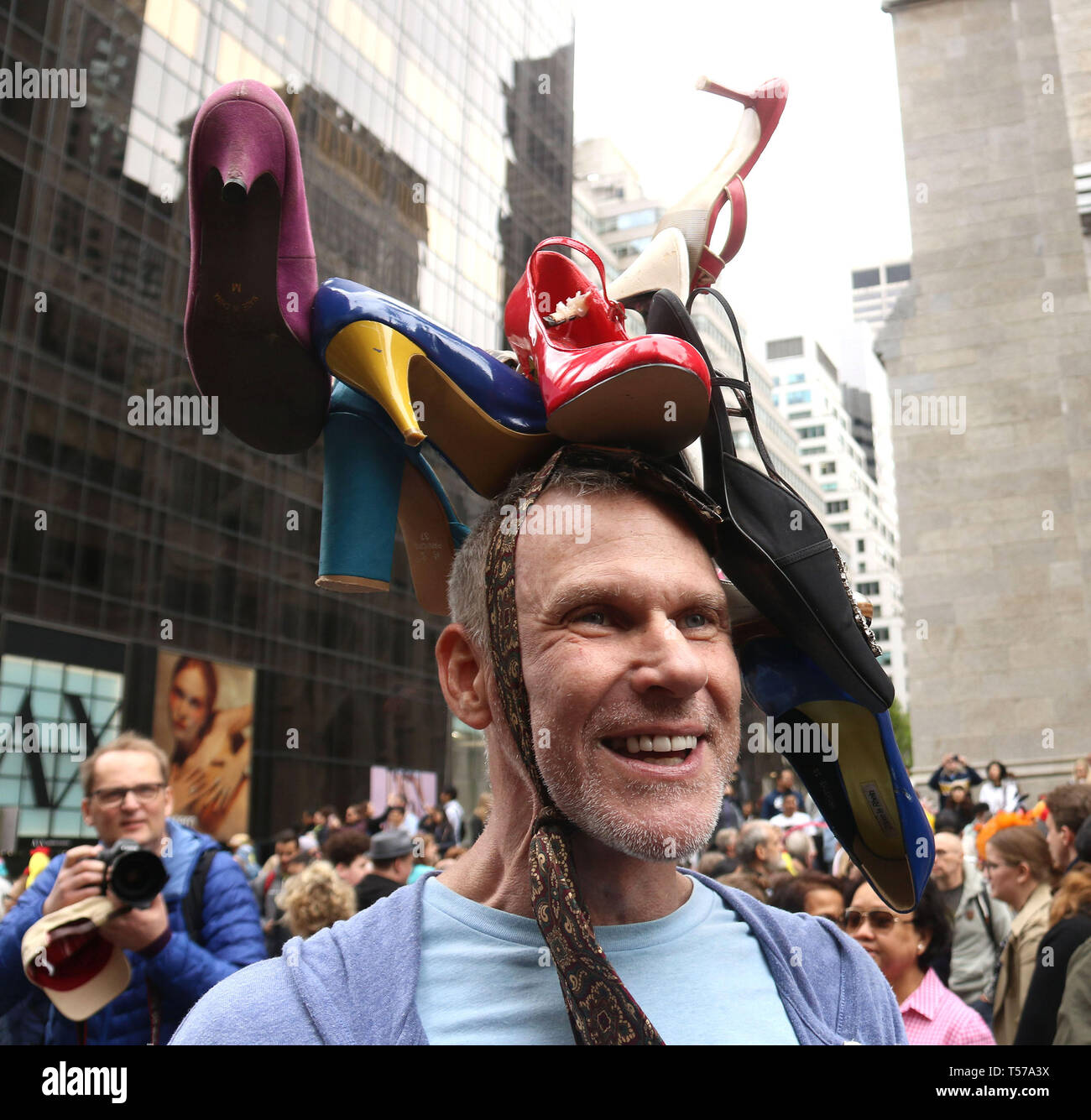 April 21, 2019 - New York City, New York, U.S. - A Parade goer wears a ...