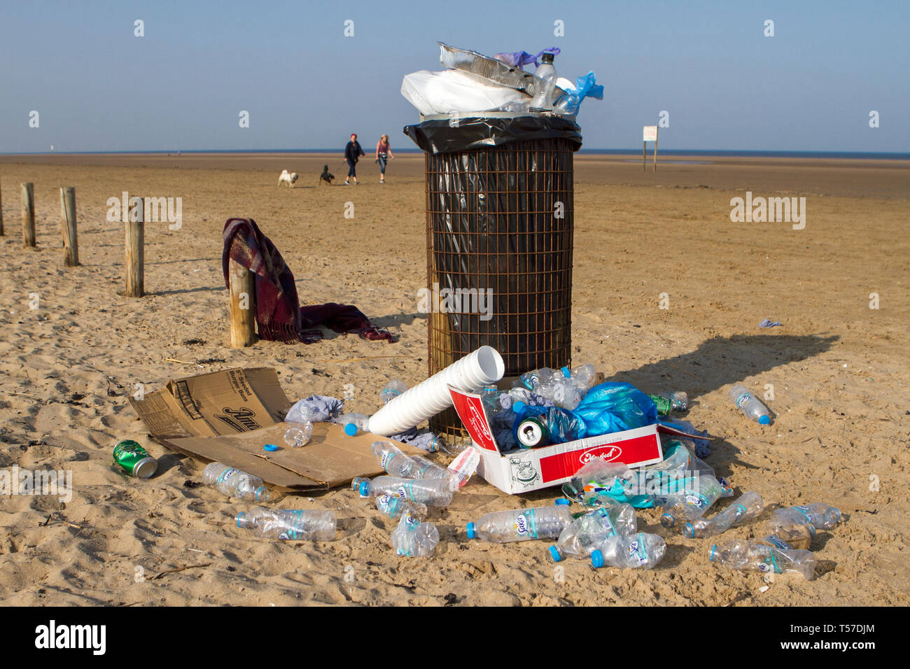 Contaminated waste bin hi-res stock photography and images - Alamy