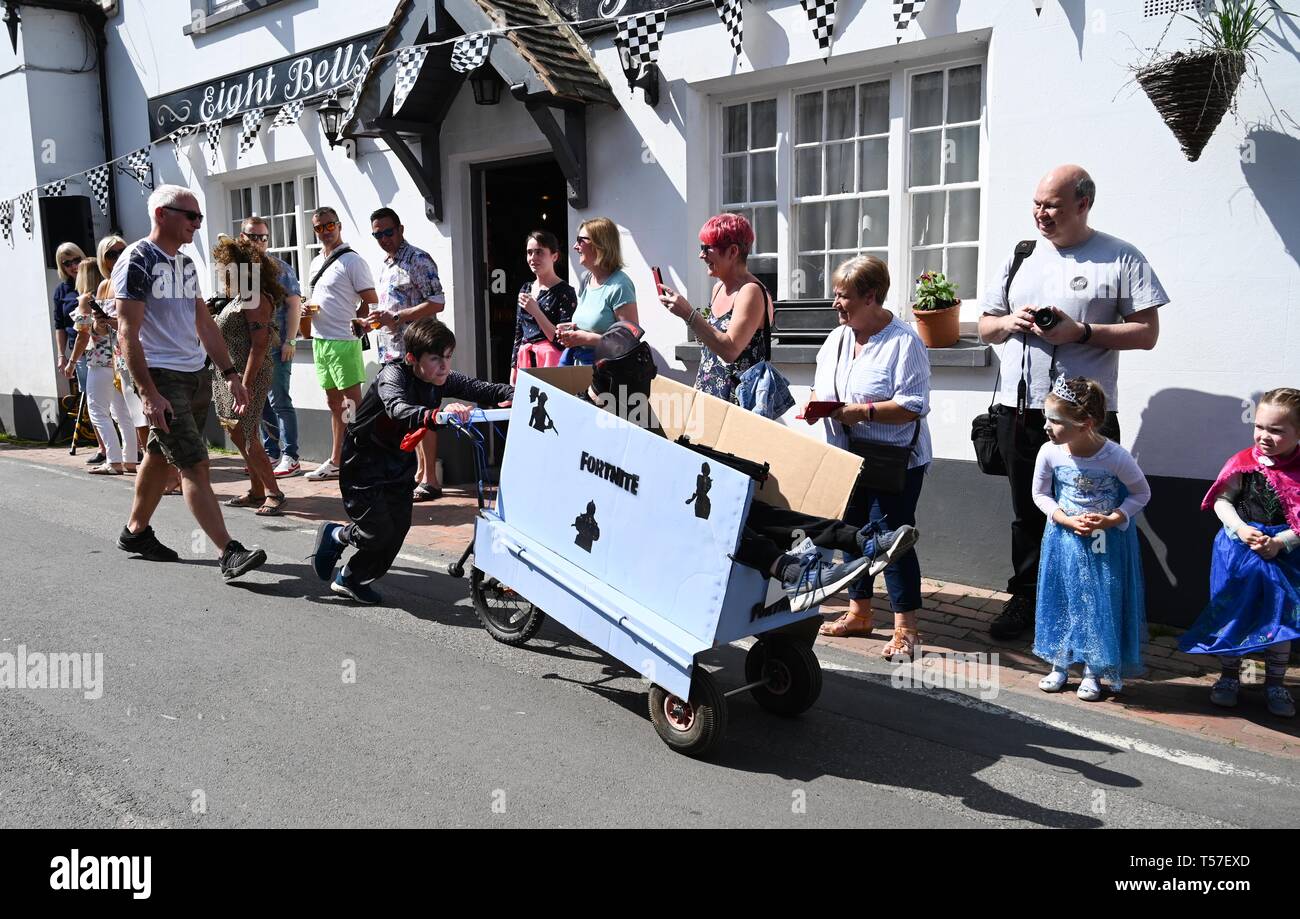 Bolney Sussex, UK. 22nd Apr, 2019. The children's race in the annual ...