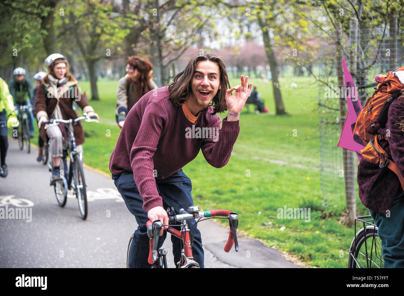 Cycling rebellion hi-res stock photography and images - Alamy