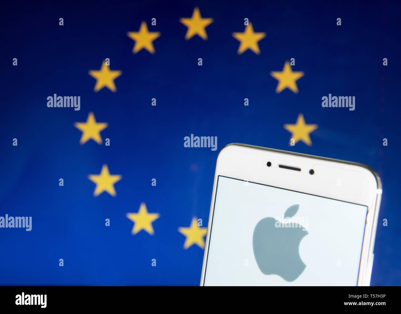 Apple union flag hi-res stock photography and images - Alamy