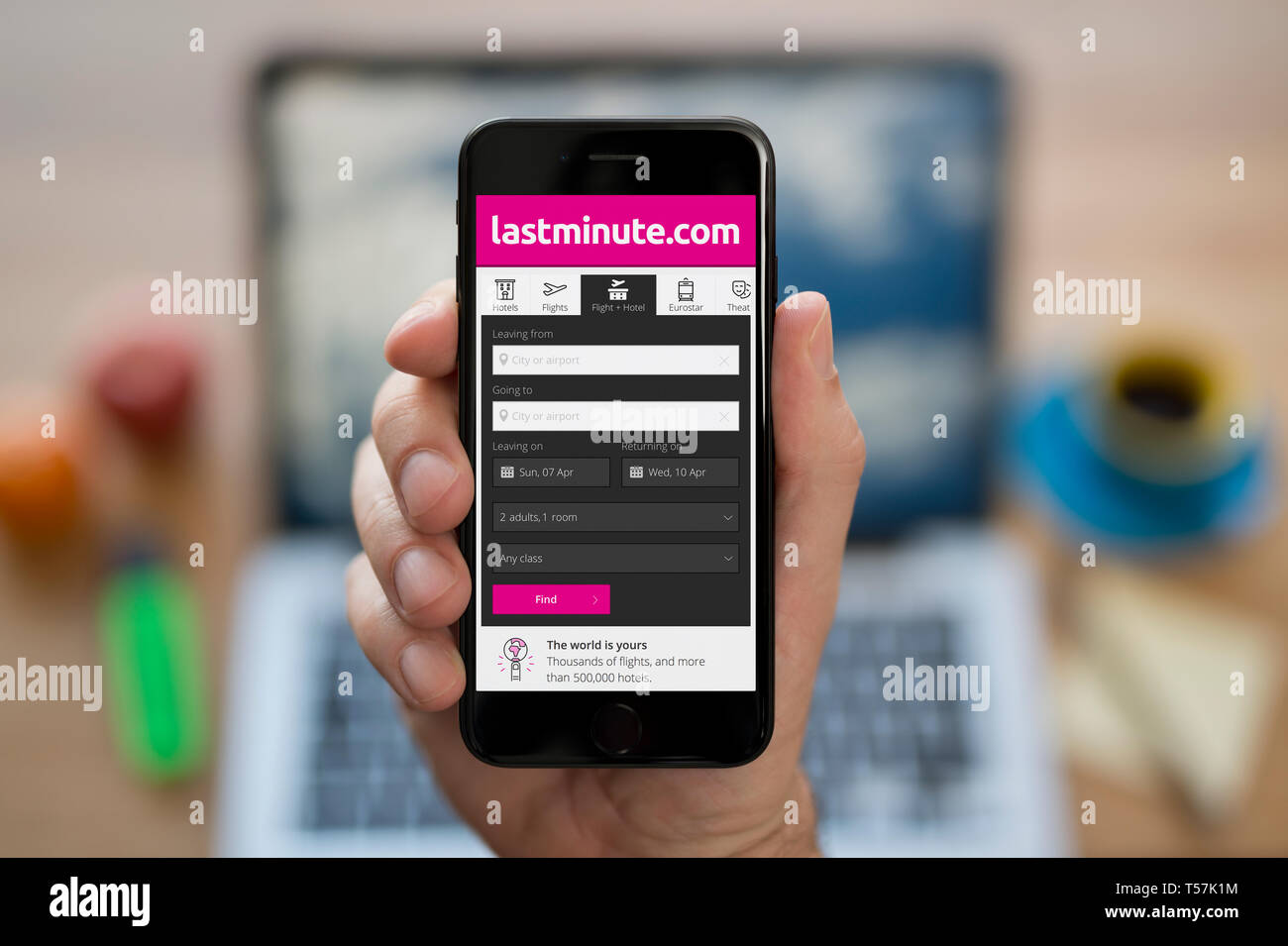 Last minute com logo hi-res stock photography and images - Alamy