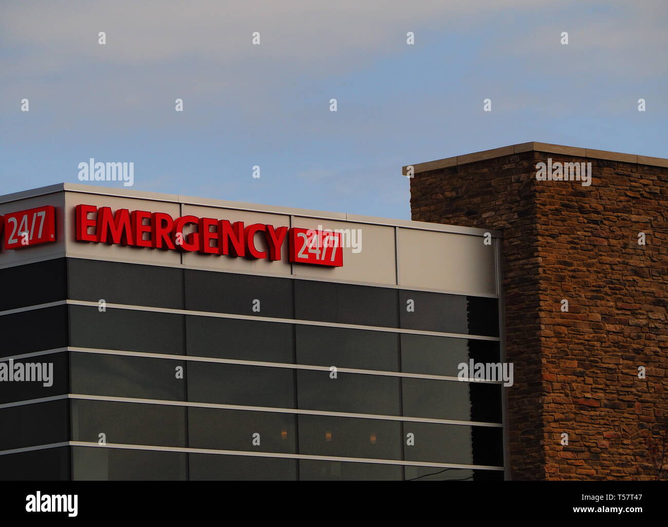 Emergrncy hospital hi-res stock photography and images - Alamy