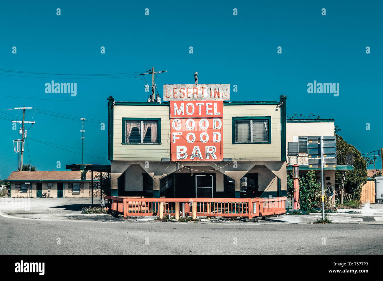 Old fashion motel and bar with big red words Stock Photo - Alamy