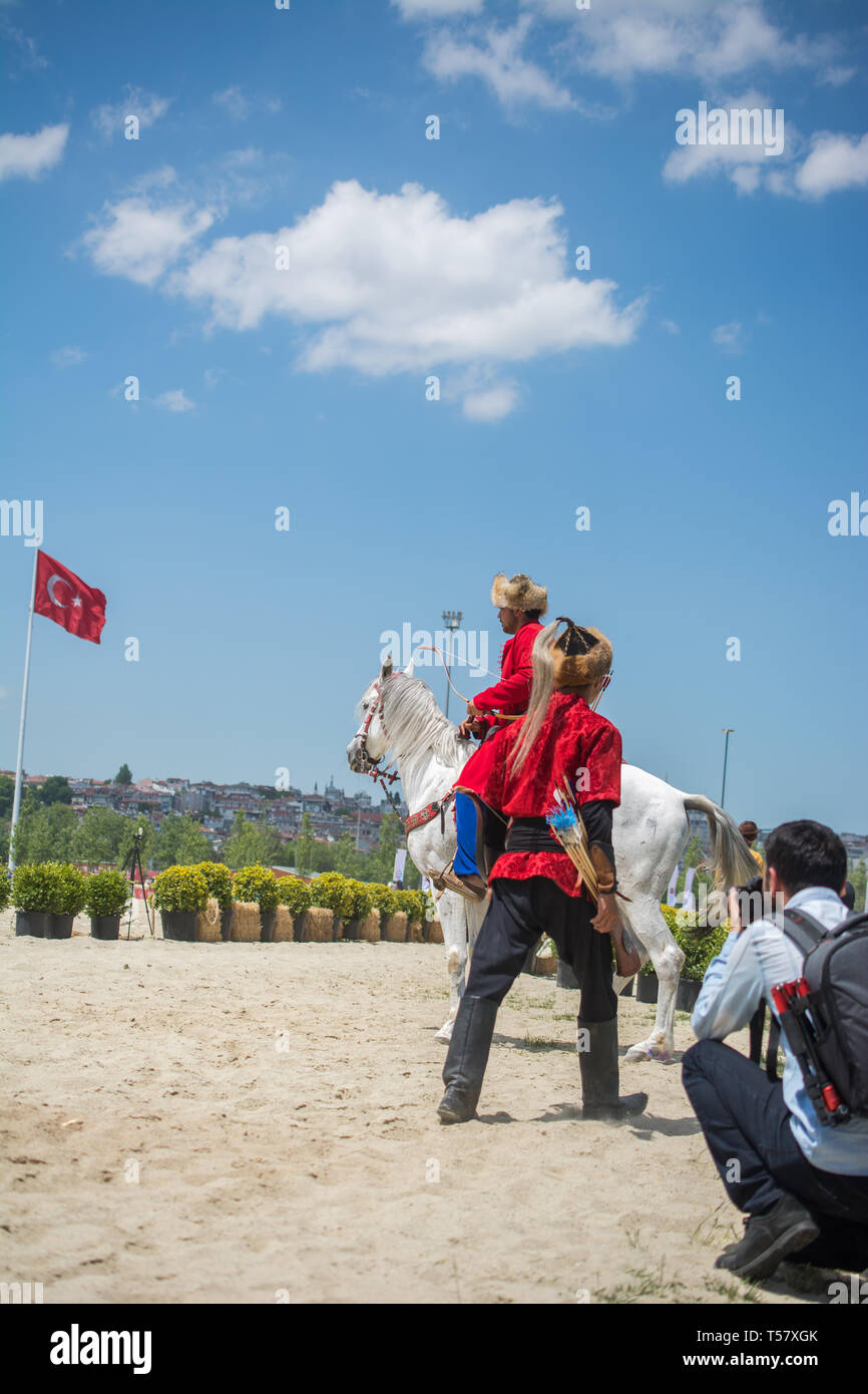 Turkish Man In Fez Hat High Resolution Stock Photography and Images - Alamy