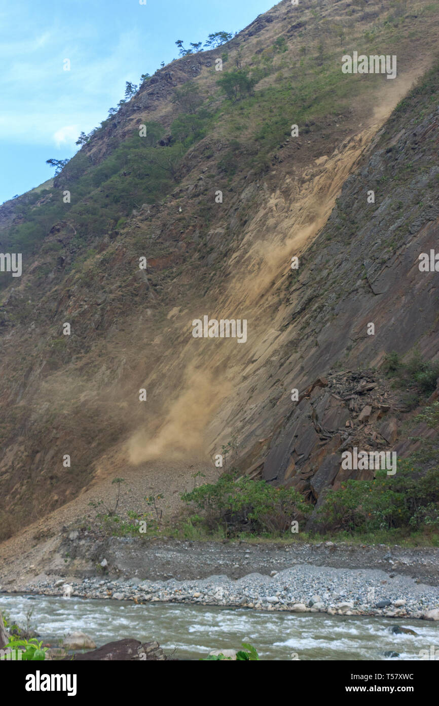 Landslide rubble mountains hi-res stock photography and images - Alamy