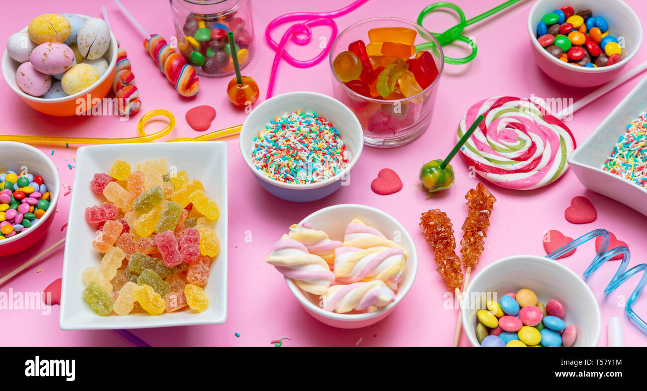 Kids birthday party hi-res stock photography and images - Alamy