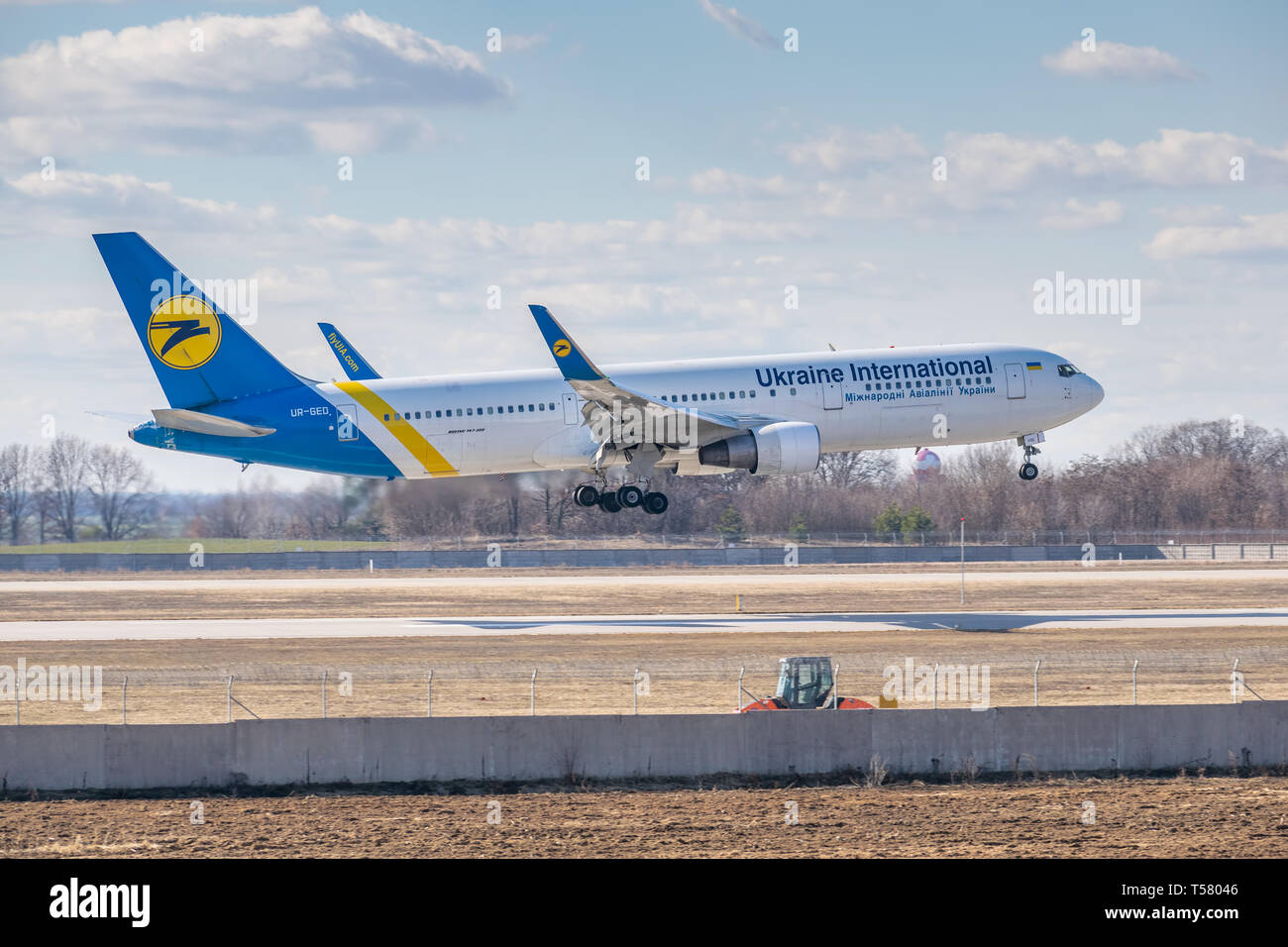 Kyiv, Ukraine - March 17, 2019: Ukraine International Airlines Boeing ...