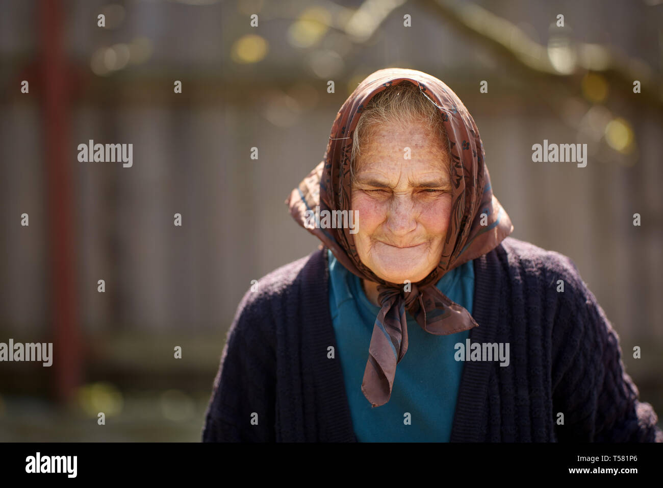 Amused expression hi-res stock photography and images - Alamy