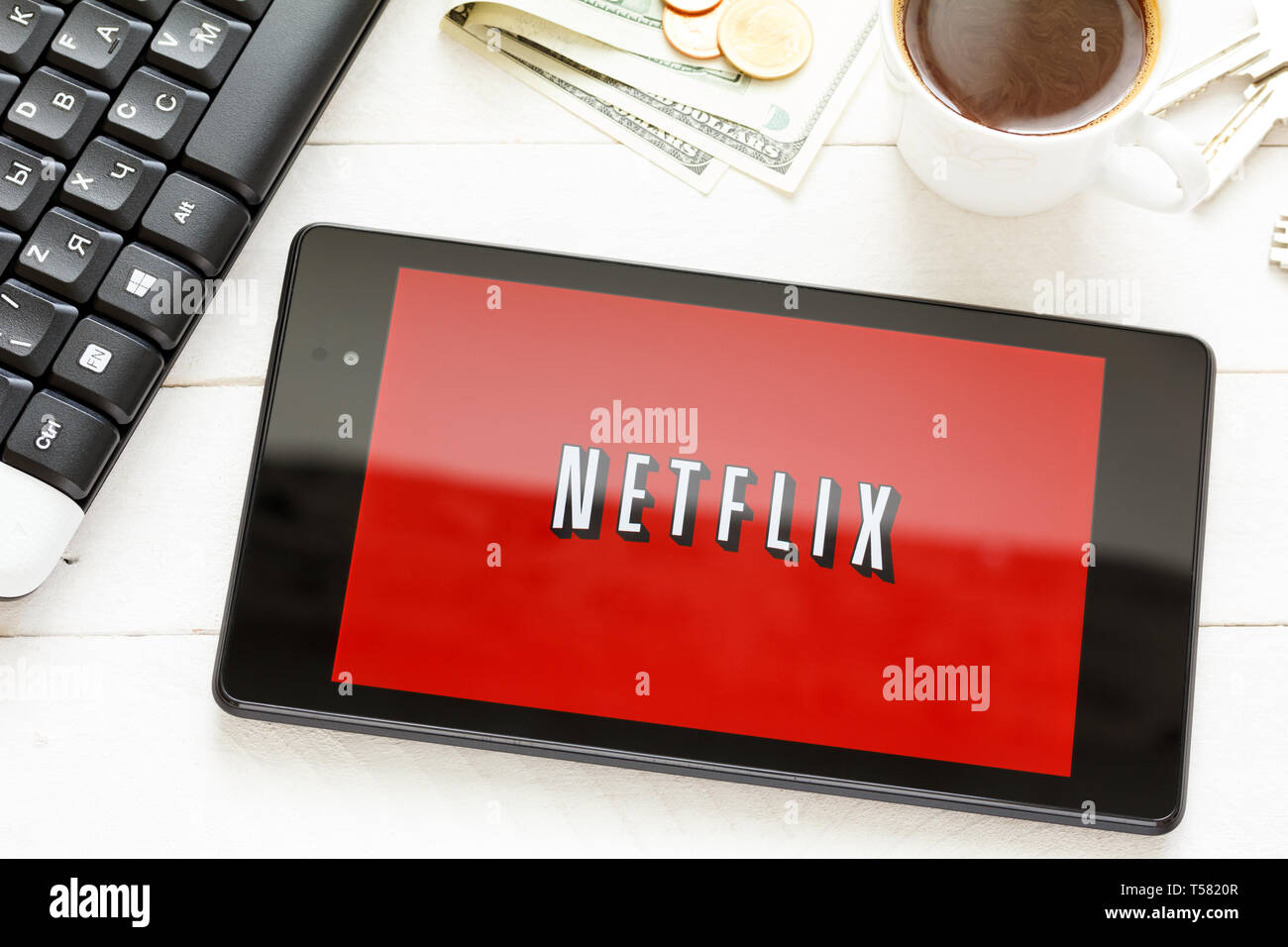 Net flix logo hi-res stock photography and images - Alamy