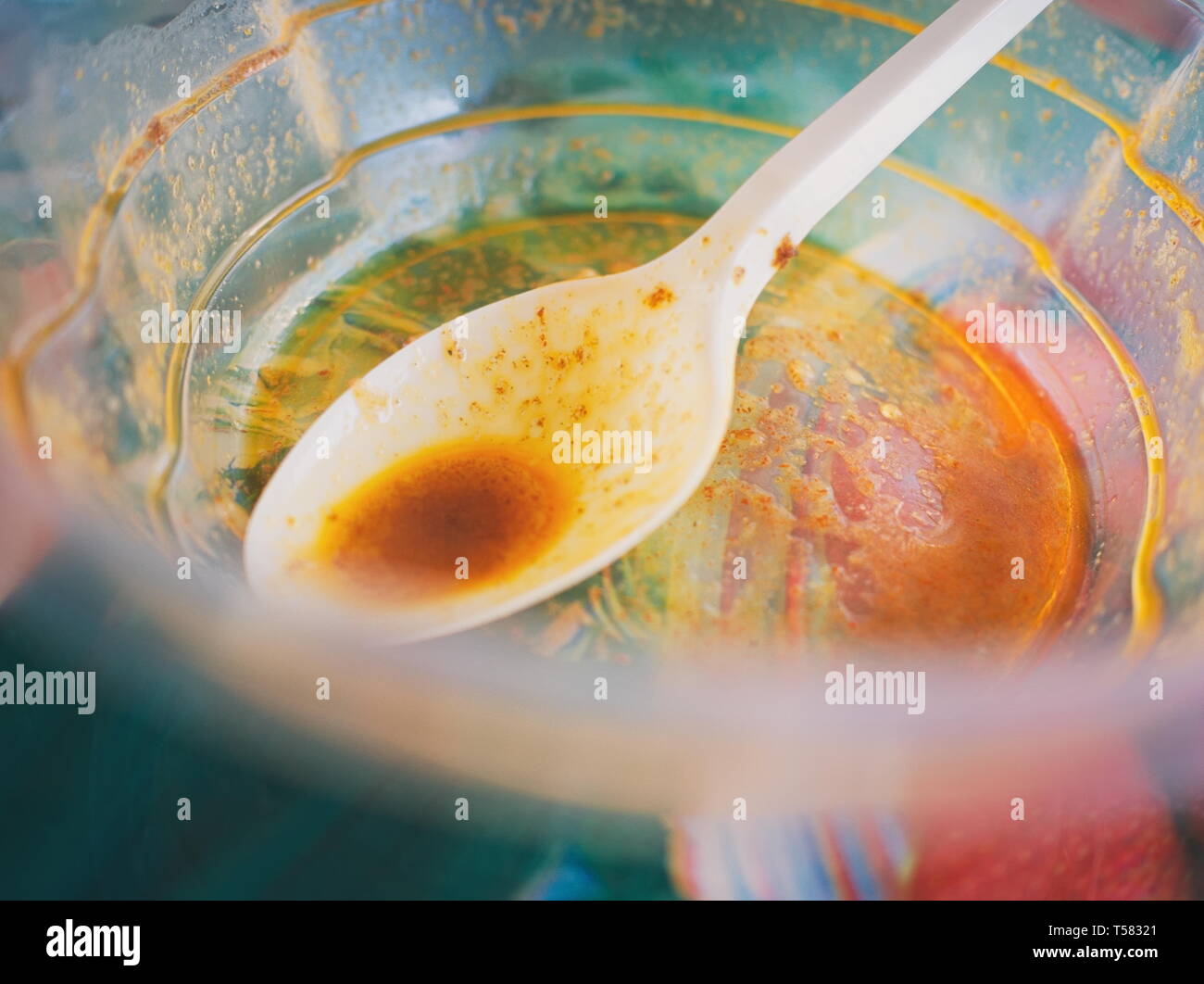 Plastic plate hi-res stock photography and images - Alamy