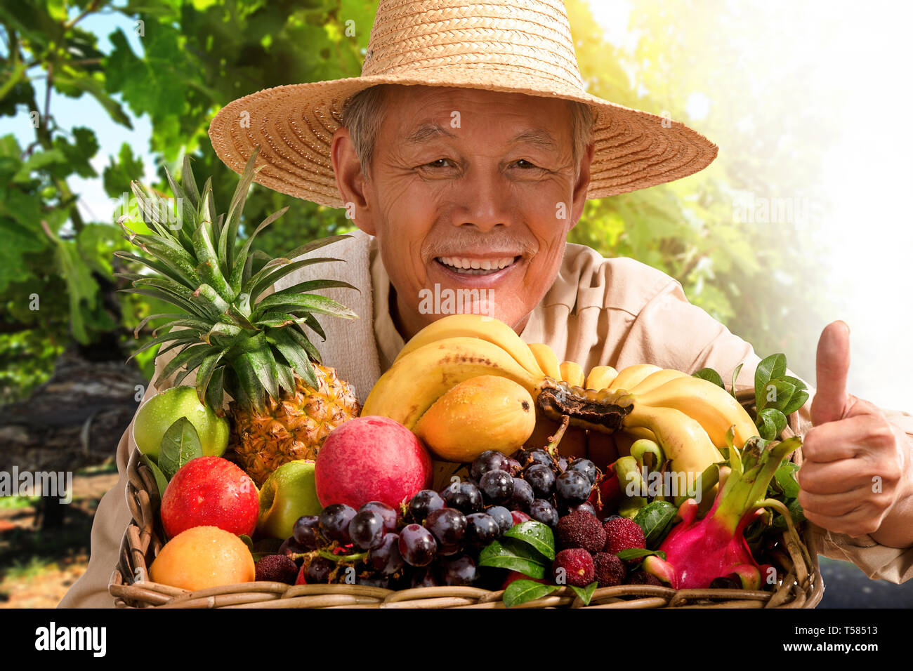 The old farmer to produce their own fruit Stock Photo - Alamy