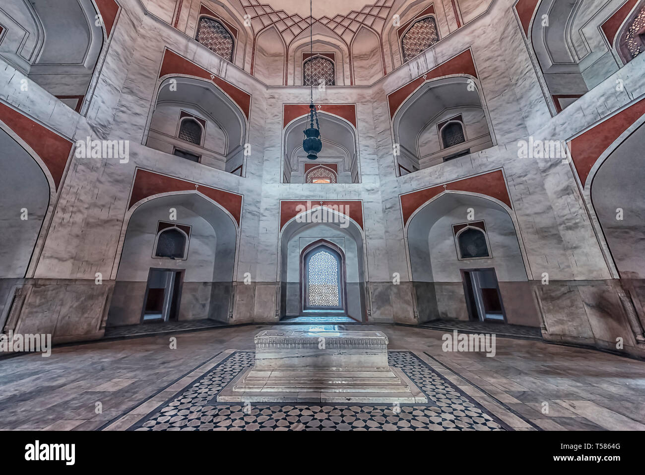 Interior of humayuns tomb hi-res stock photography and images - Alamy