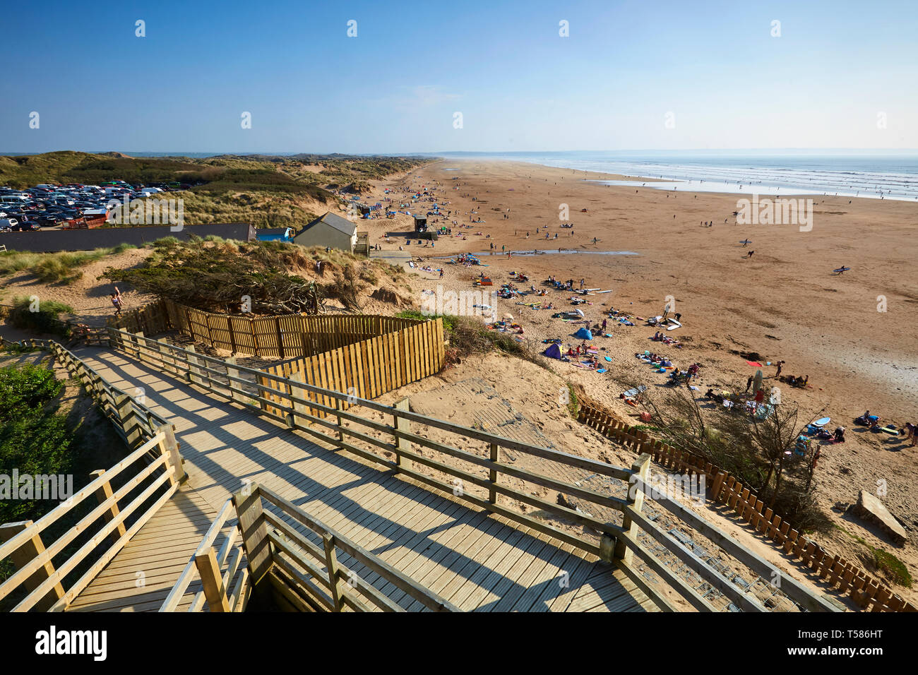 Tourists on Saunton Sands beach in North Devon during Easter 2019 heat ...