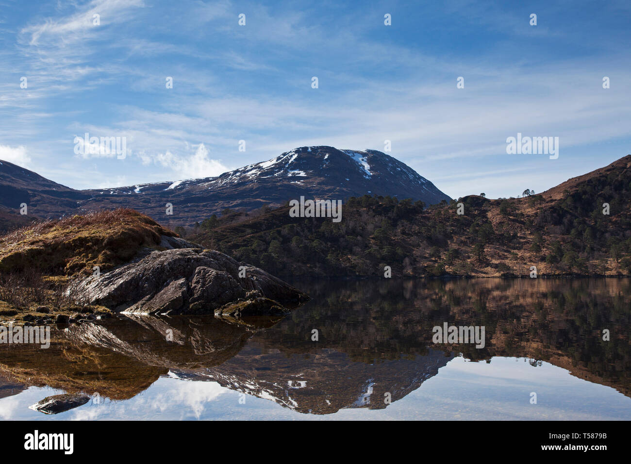 Loch arkaig hi-res stock photography and images - Alamy