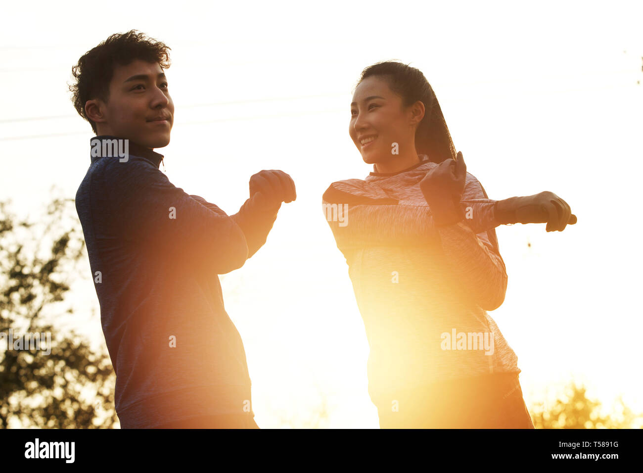 Young couples outdoor activity hi-res stock photography and images - Alamy