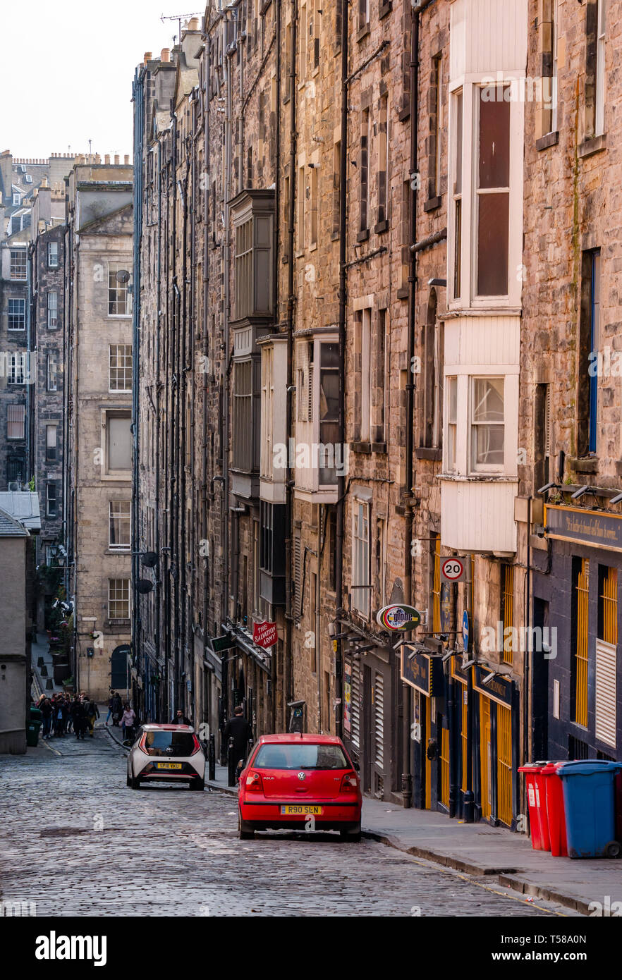 Steep cobbled road hi-res stock photography and images - Alamy