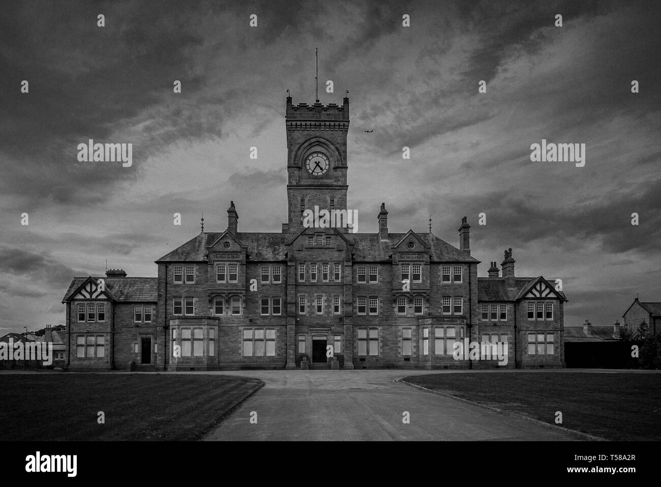 Rawdon leeds hi-res stock photography and images - Alamy