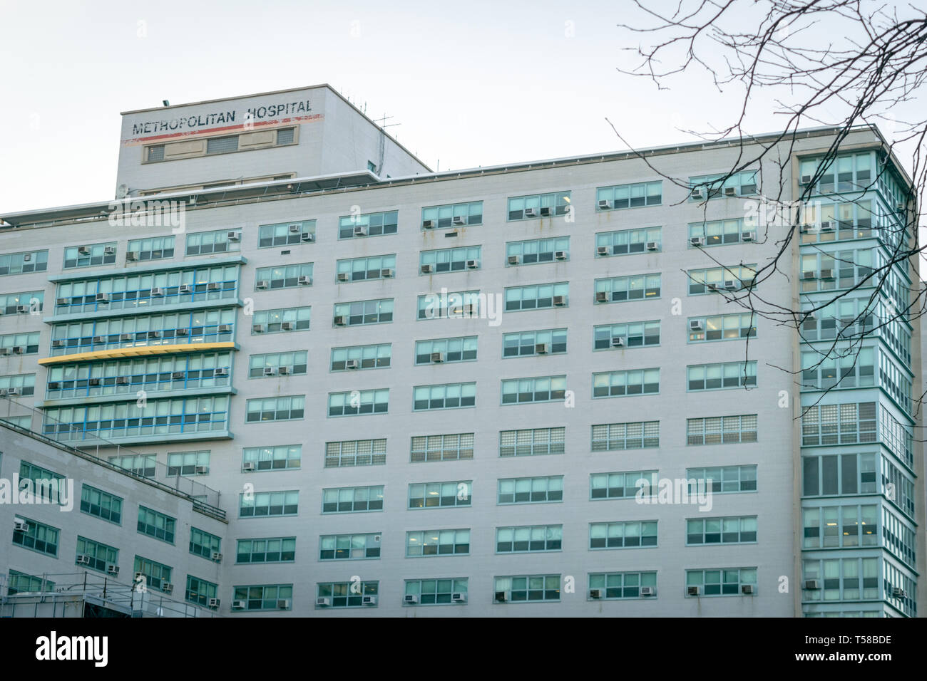 Metropolitan hospital, nyc hi-res stock photography and images - Alamy