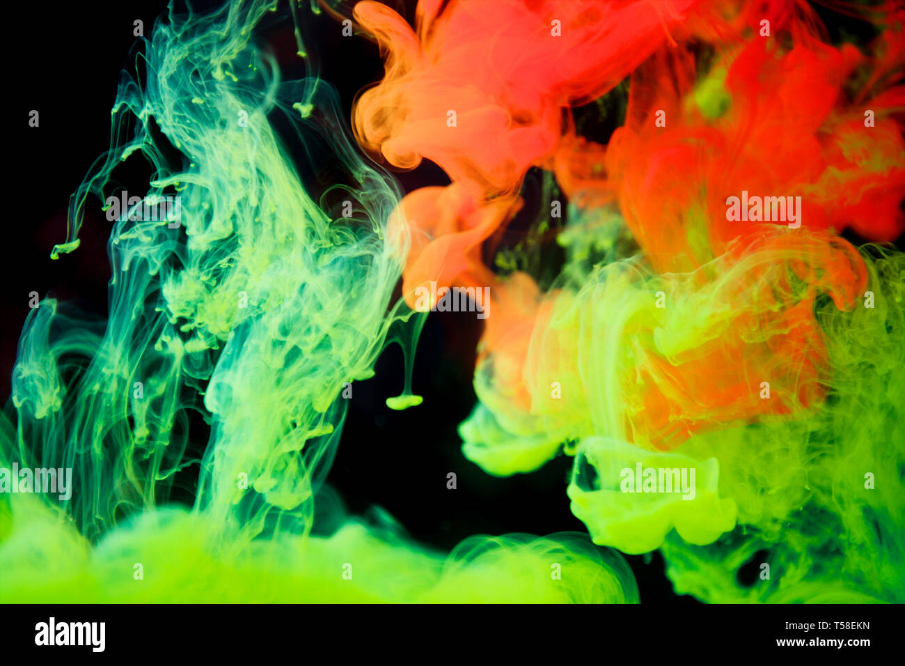 Watercolor motion hi-res stock photography and images - Alamy