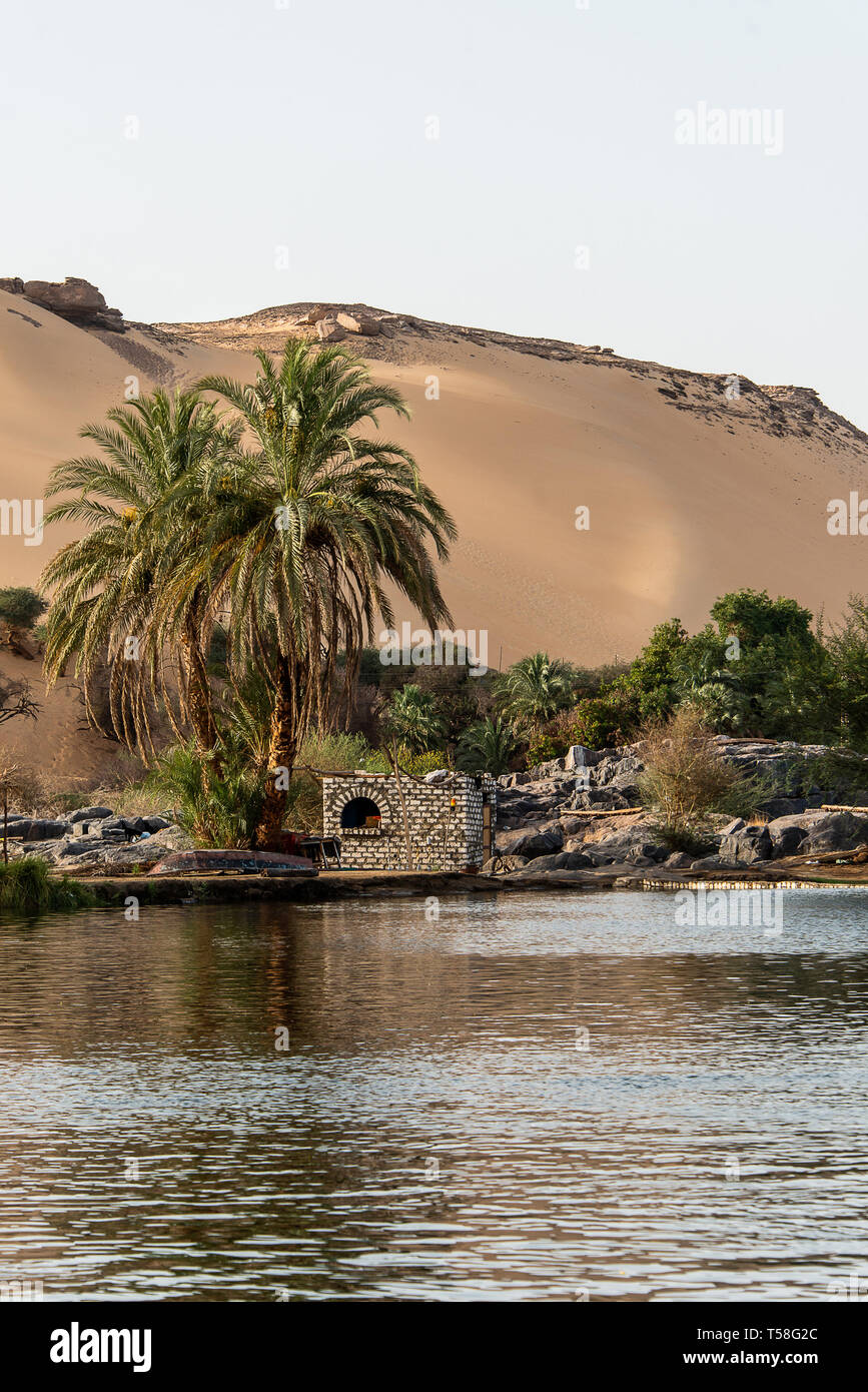 Sunset, Sand dunes on the Coastline of the Nile river part called First ...