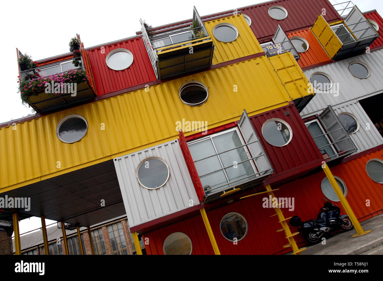 Container City in East London's Trinity Buoy Wharf apartments by using ...