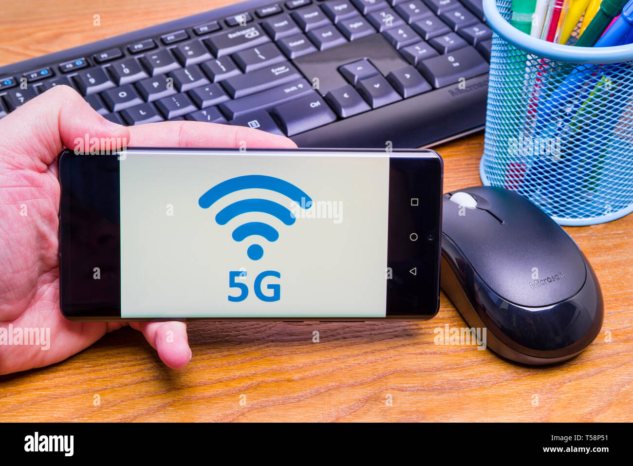 Huawei 5g equipment hi-res stock photography and images - Alamy