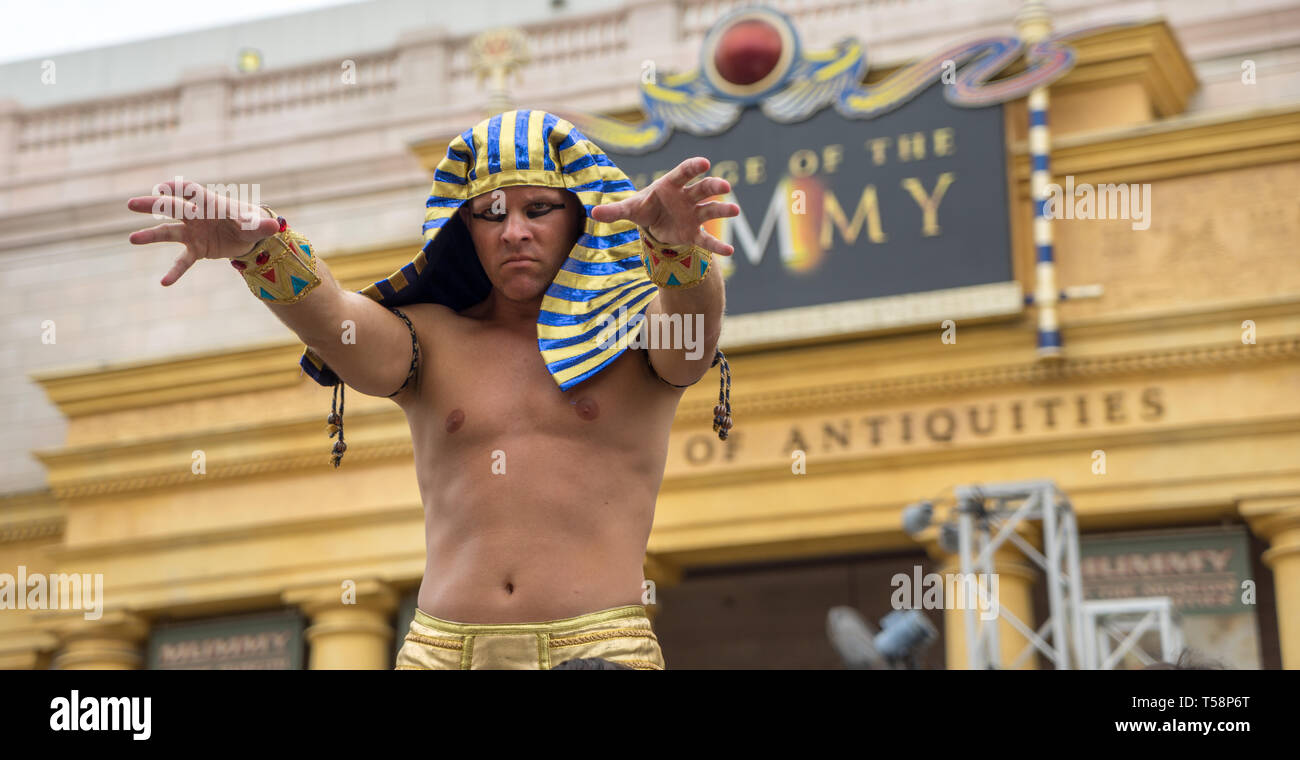Performers outside The Mummy Attraction in Universal Studios Theme Park ...